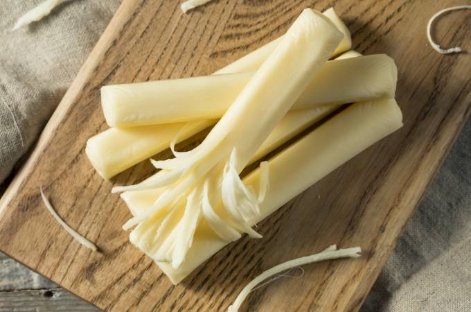 How Long Can String Cheese Sit Out Explained 